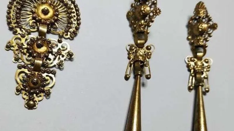 La orfebrería en joyas religiosas: una tradición en Galicia